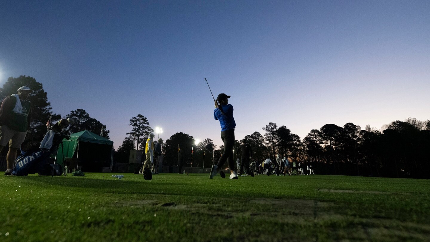 Women's Am: Photos from the First Round