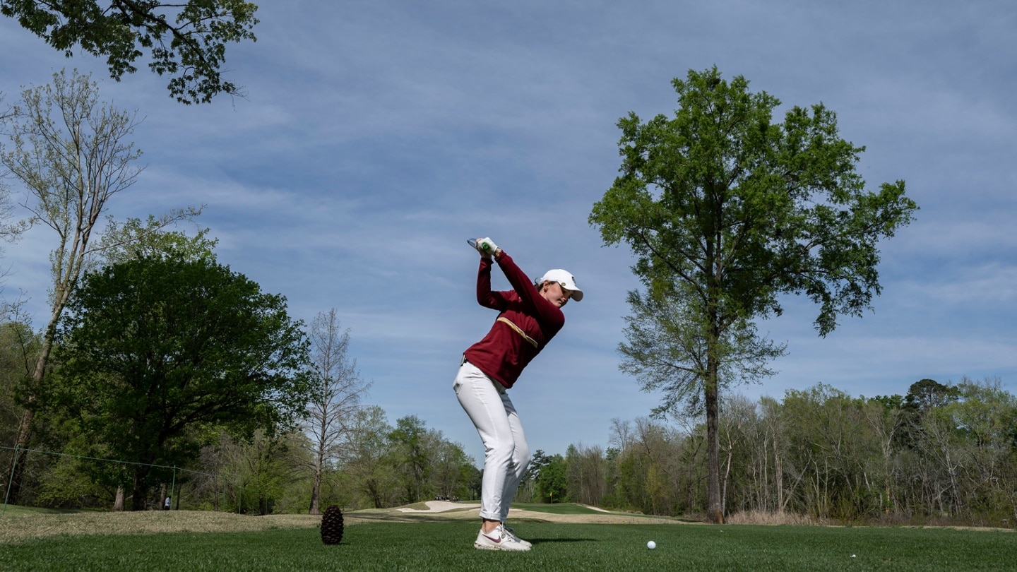Women's Am: Photos from the First Round