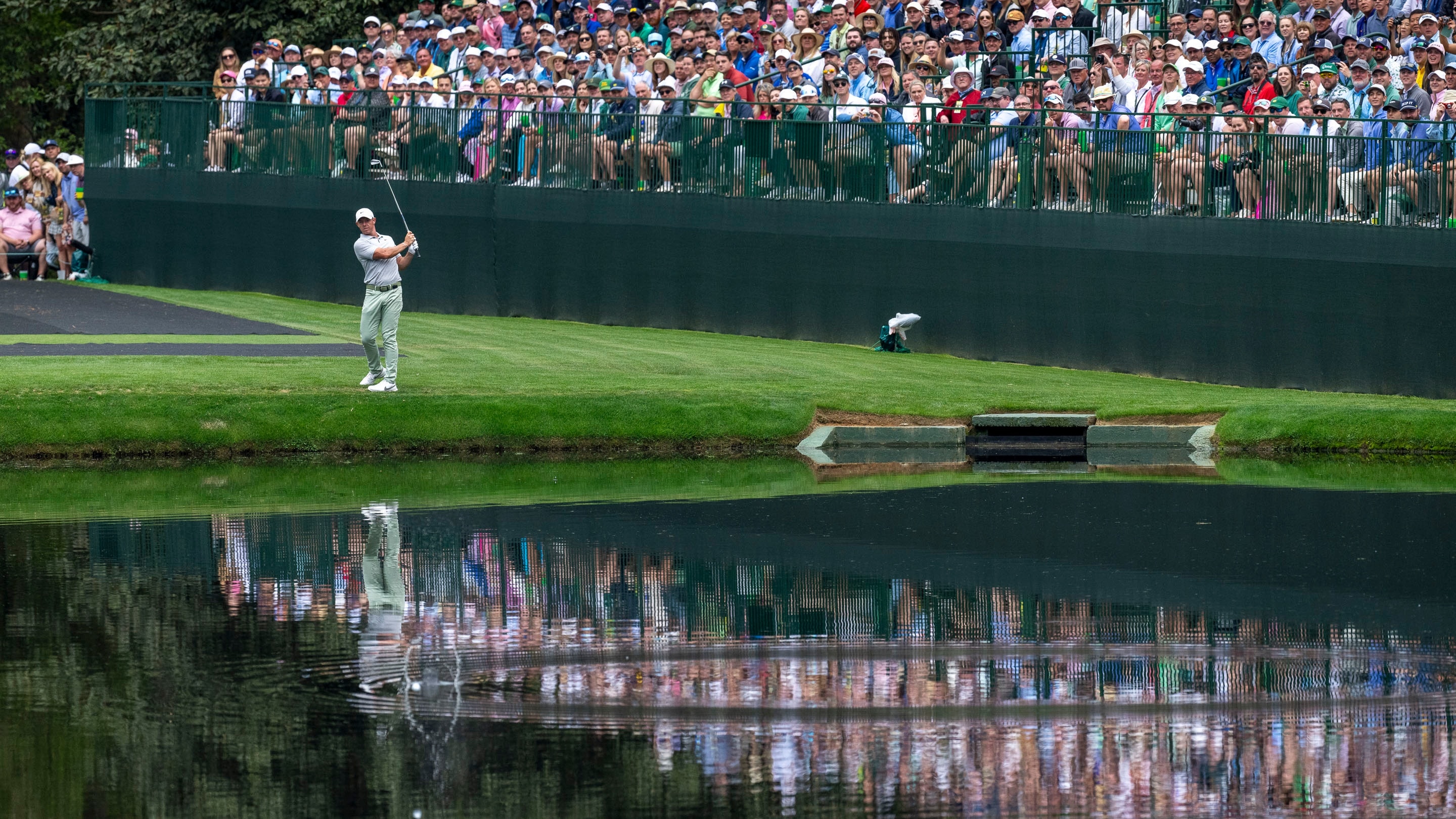 The Masters: Hole #16 Redbud